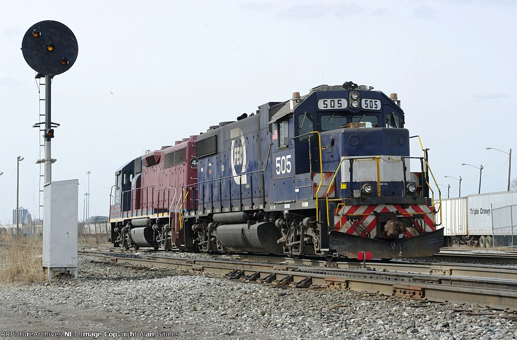 FEC GP38-2 505